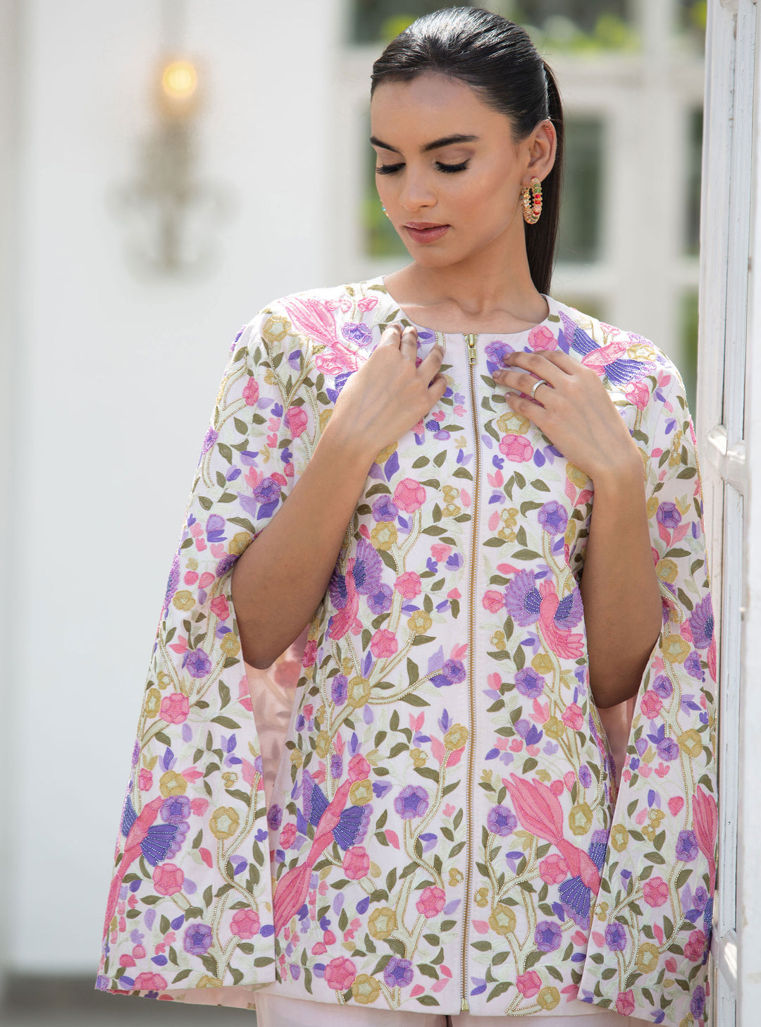 Kashmiri Capes | Buy Kashmir Cape Online In India – Luxuries Of Kashmir